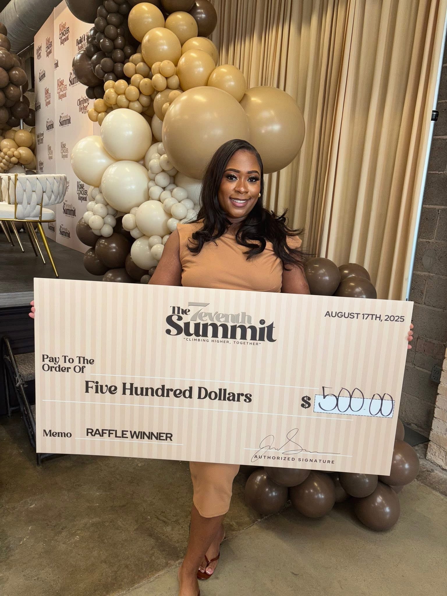 Large Check Design – Stonie Studios